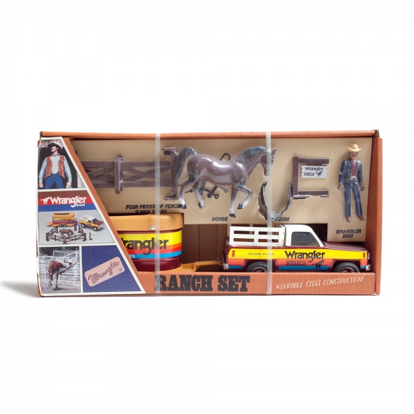1980s ERTL WRANGLER RANCH SET Toy